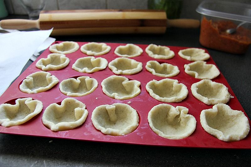 Low Carb Pizza Bomb Bites
